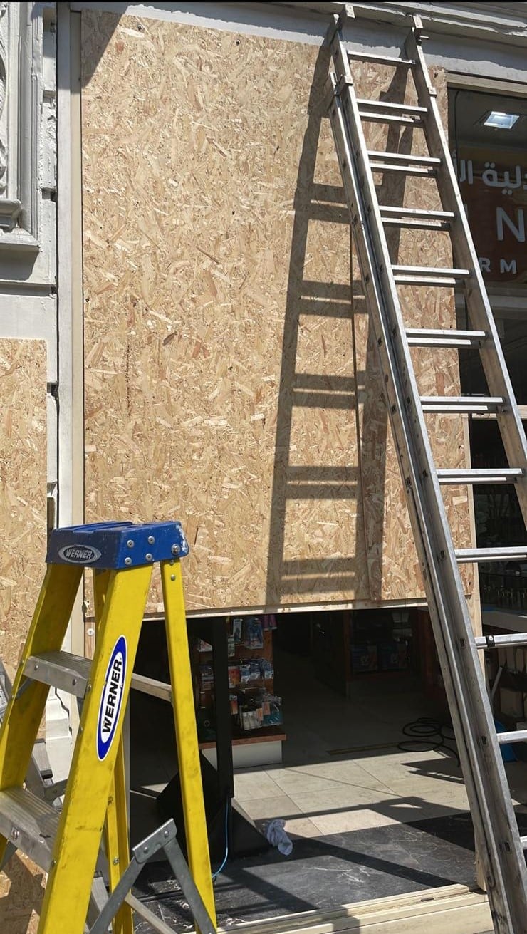 Emergency Boarding Up Windows – Emergency Glaziers